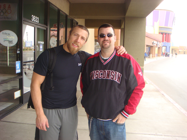 The Wrestling Fanatic - Pictures w/Wrestler (Daniel Bryan)